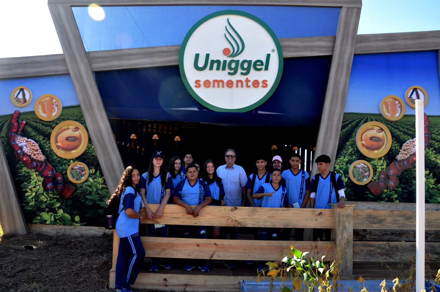 Presente na TecnoAgro a Uniggel Sementes mostrou seu portfólio e ...